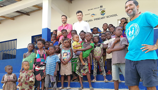 El patronato de Ubuntu Afrika convive en Bendukora – Fundación Ubuntu ...